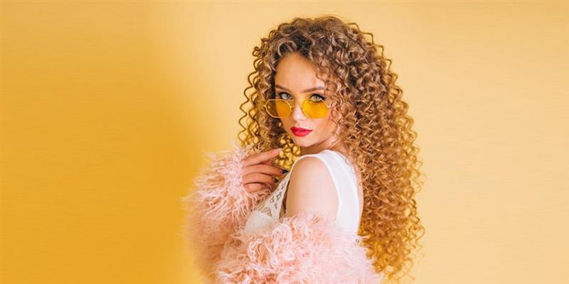 2B vs 2C Hair: Understanding the Differences – Controlled Chaos