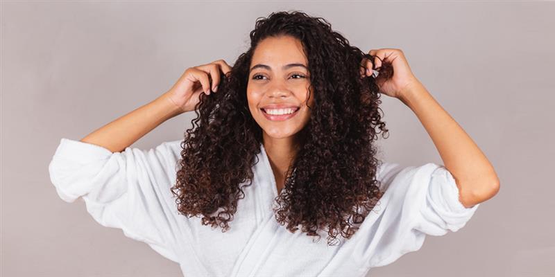 How to Properly Dry Curly Hair: Best Techniques for Curls – Controlled ...
